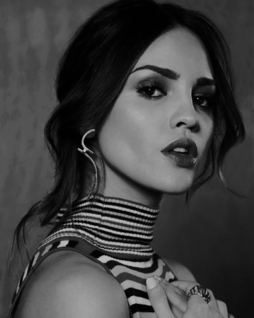 Image of Danielle Fox - Refsheet.net