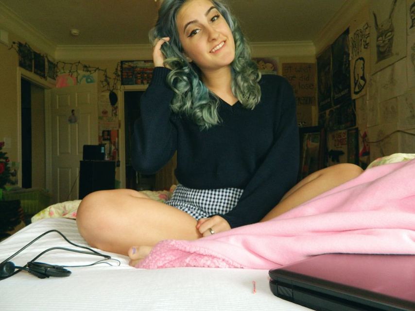 Image of Julia Voight - Refsheet.net