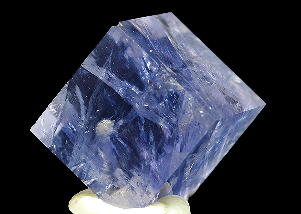 Image of Lolite (Cordierite) - Refsheet.net